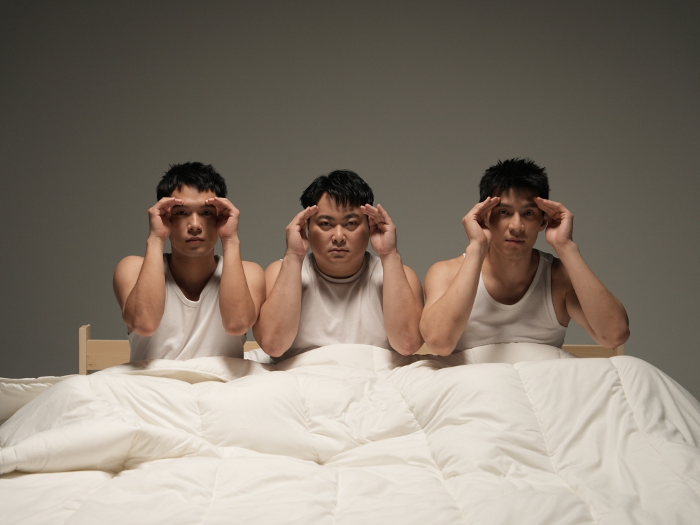 从黑风洞睡到茨厂街！Jobroseph、培永、车子在街上“同床共枕”，升级版《我很累》要你「笑着撑下去」！ – TTN 谈谈网